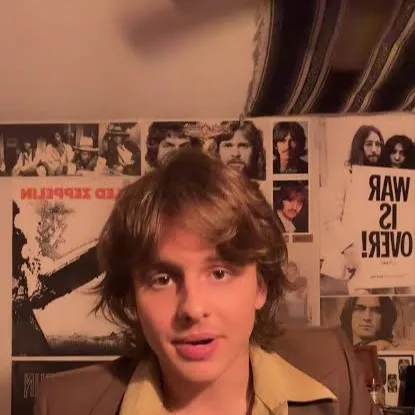 Chat with Dominick Fulco - text or voice, Enjoy AI Chat Free & Safe