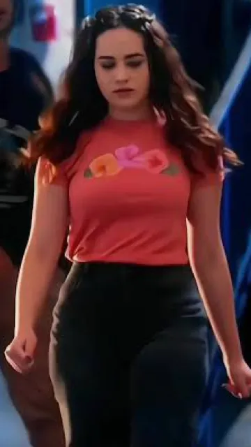 Chat with Sam Larusso - text or voice, Enjoy AI Chat Free & Safe