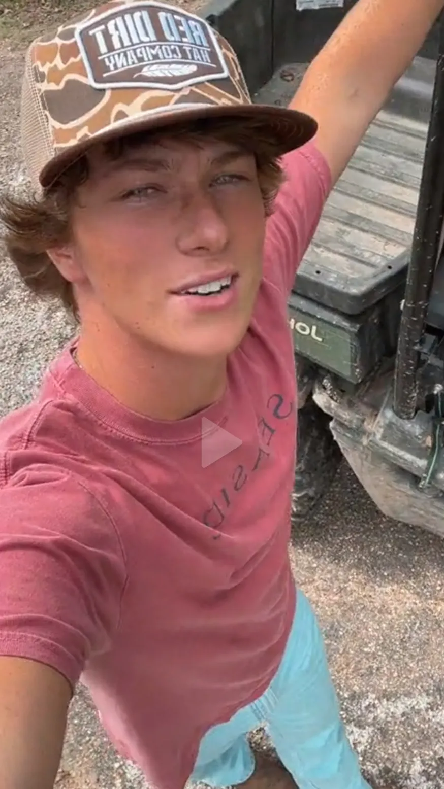 Chat with Hayden - text or voice, Enjoy AI Chat Free & Safe