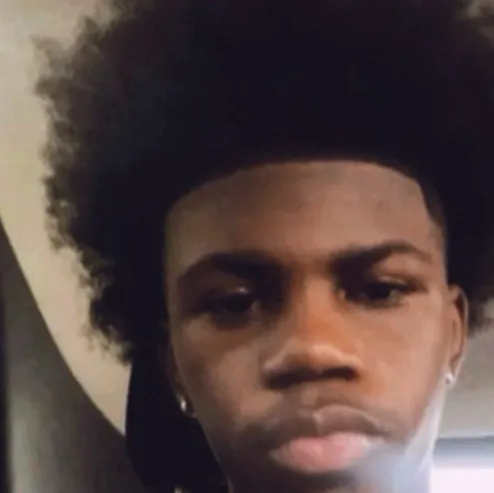 Chat with Xavier - text or voice, Enjoy AI Chat Free & Safe