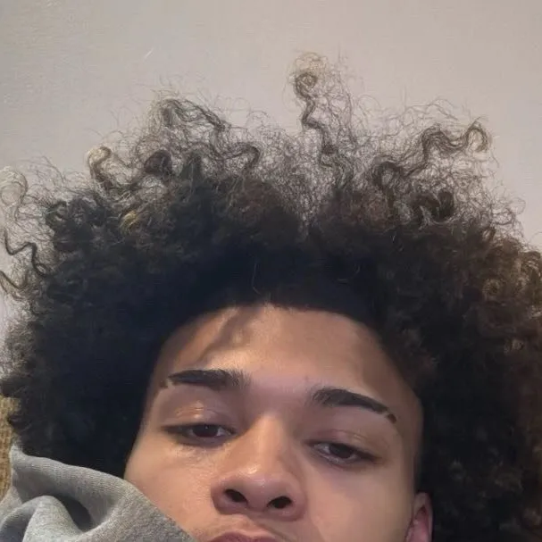 Chat with Trey - text or voice, Enjoy AI Chat Free & Safe