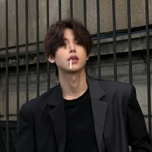 Chat with Jun - text or voice, Enjoy AI Chat Free & Safe