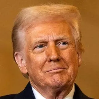 Chat with Trump Rap Battle - text or voice, Enjoy AI Chat Free & Safe