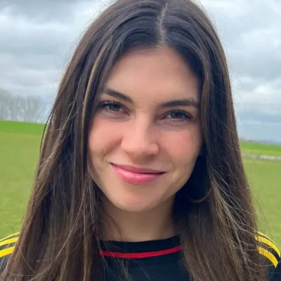 Chat with Celine Dept - text or voice, Enjoy AI Chat Free & Safe