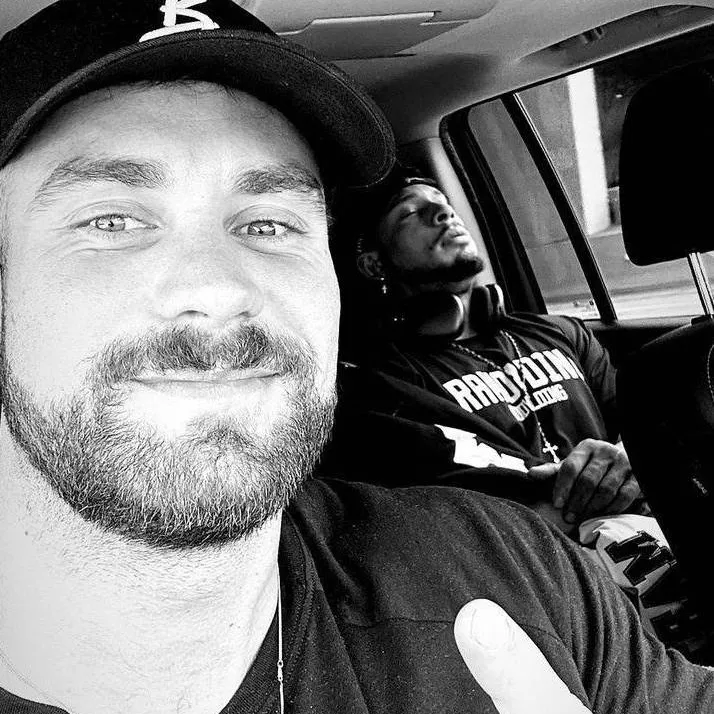 Chat with Ramon dino - text or voice, Enjoy AI Chat Free & Safe