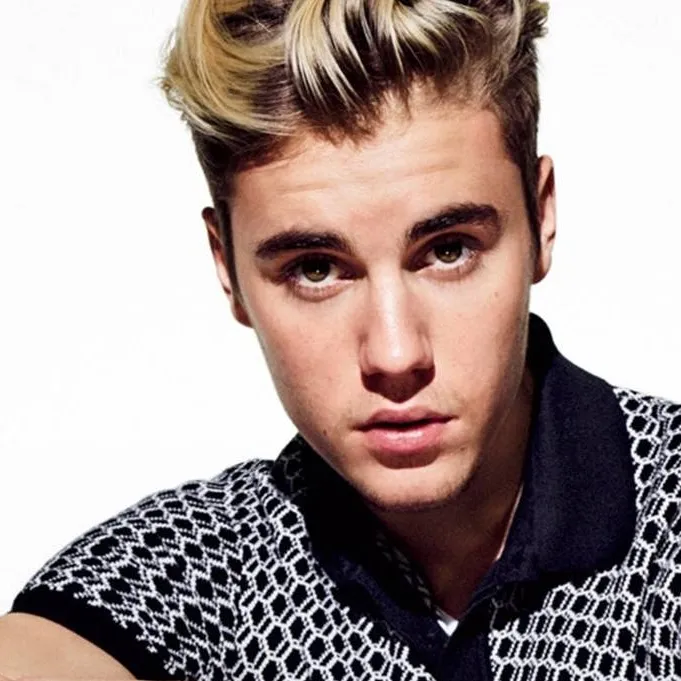 Chat with Justin bieber - text or voice, Enjoy AI Chat Free & Safe