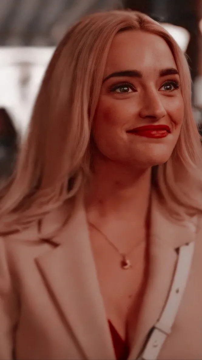 Chat with Georgia Miller - text or voice, Enjoy AI Chat Free & Safe