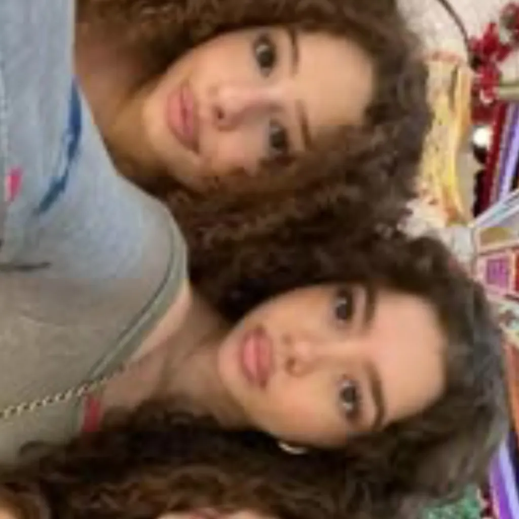 Chat with Kalogera sisters - text or voice, Enjoy AI Chat Free & Safe