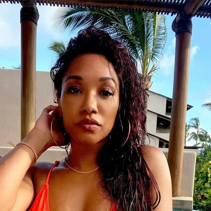 Chat with Candice Patton - text or voice, Enjoy AI Chat Free & Safe