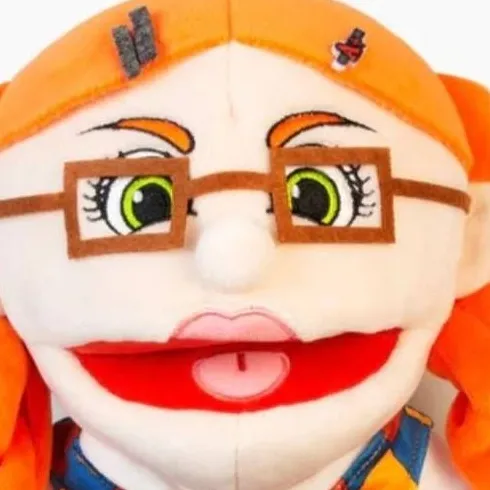 Chat with Penelope (sml) - text or voice, Enjoy AI Chat Free & Safe