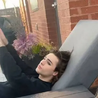 Talkie Profile d4 cast | Talkie AI