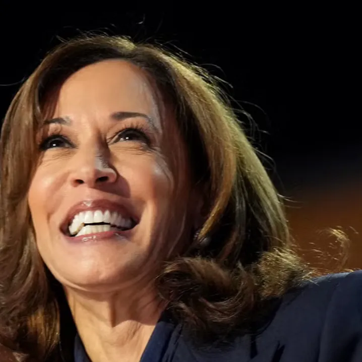 Chat with Kamala Harris - text or voice, Enjoy AI Chat Free & Safe