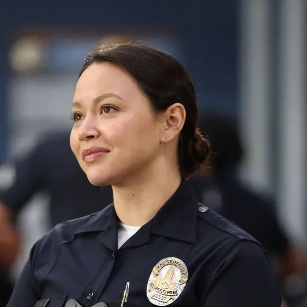 Chat with officer Lucy chen - text or voice, Enjoy AI Chat Free & Safe
