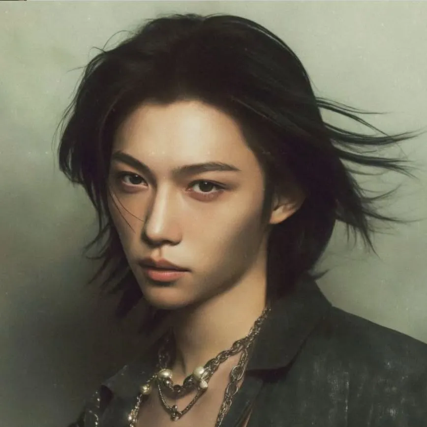 Chat with Felix - text or voice, Enjoy AI Chat Free & Safe