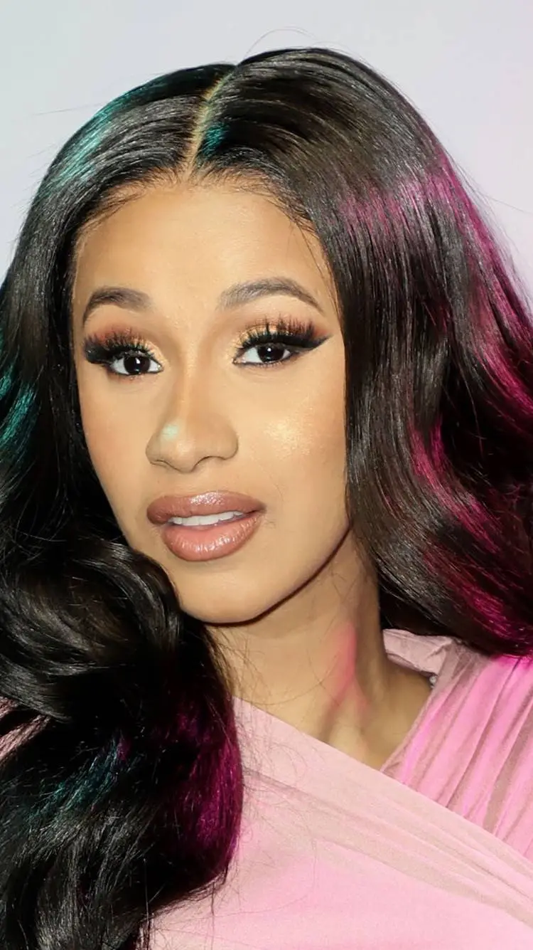 Chat with Cardi B - text or voice, Enjoy AI Chat Free & Safe