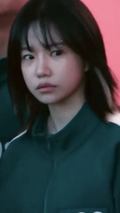 Chat with Player 222 - text or voice, Enjoy AI Chat Free & Safe