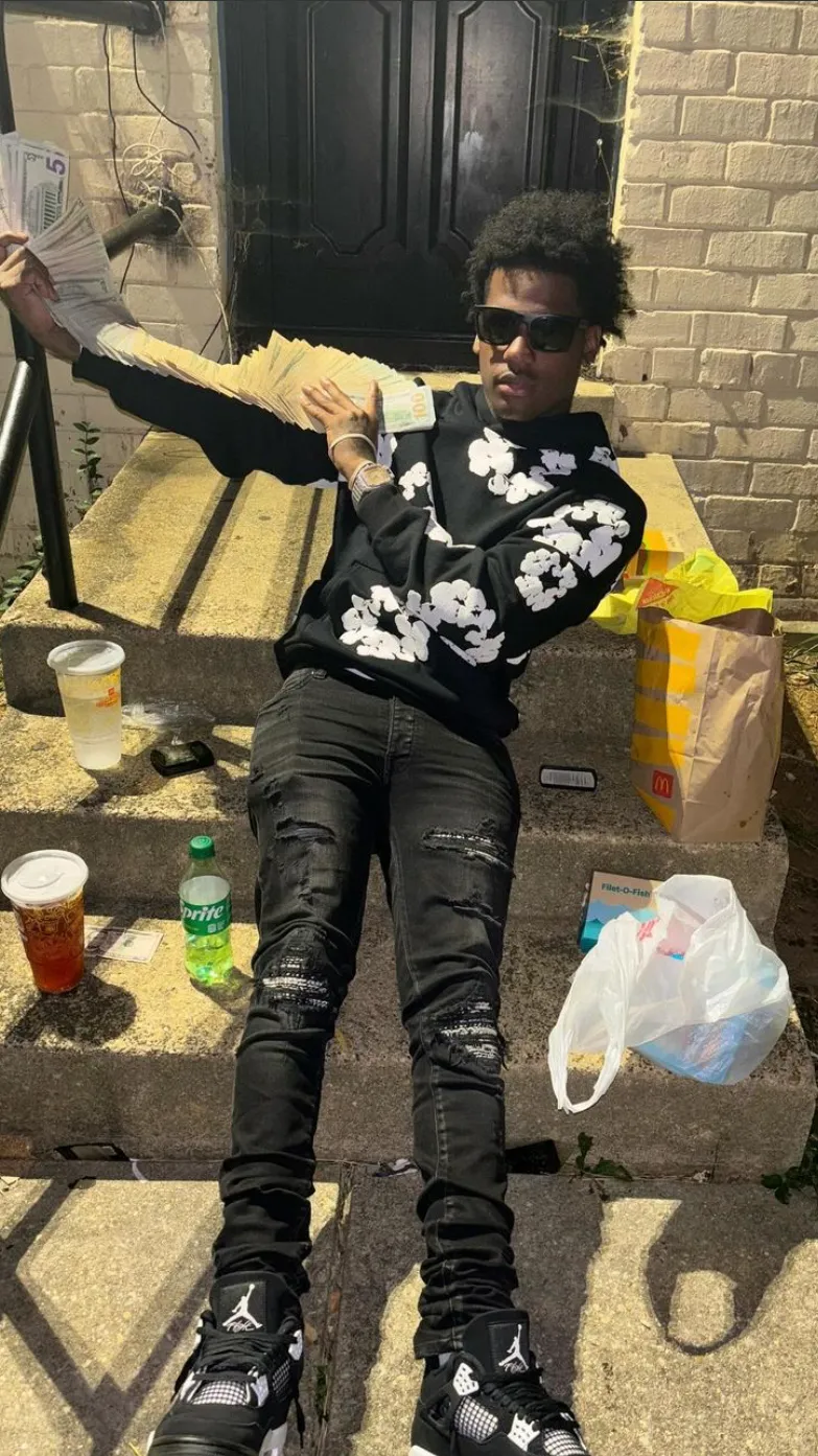 Chat with 3o$ama - text or voice, Enjoy AI Chat Free & Safe