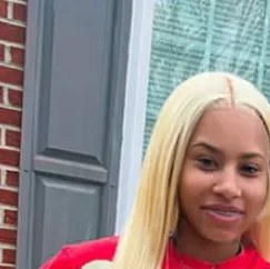 Chat with Niyah - text or voice, Enjoy AI Chat Free & Safe