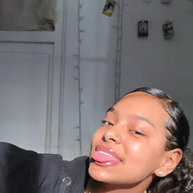 Chat with Miah - text or voice, Enjoy AI Chat Free & Safe