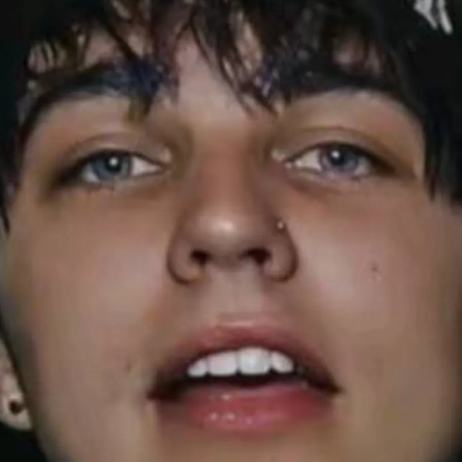 Chat with Colby Brock - text or voice, Enjoy AI Chat Free & Safe