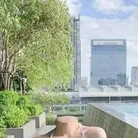 Talkie Profile Headless Girl 2 | Talkie AI