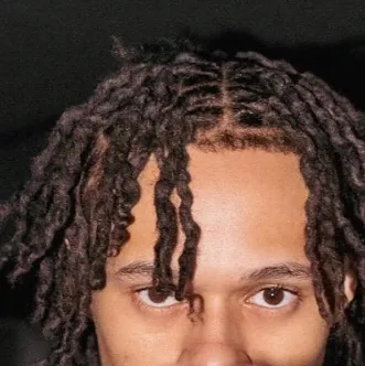 Chat with Jay klicken - text or voice, Enjoy AI Chat Free & Safe