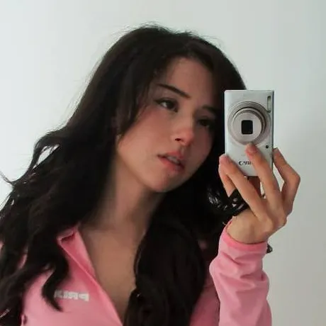 Chat with pokimane - text or voice, Enjoy AI Chat Free & Safe