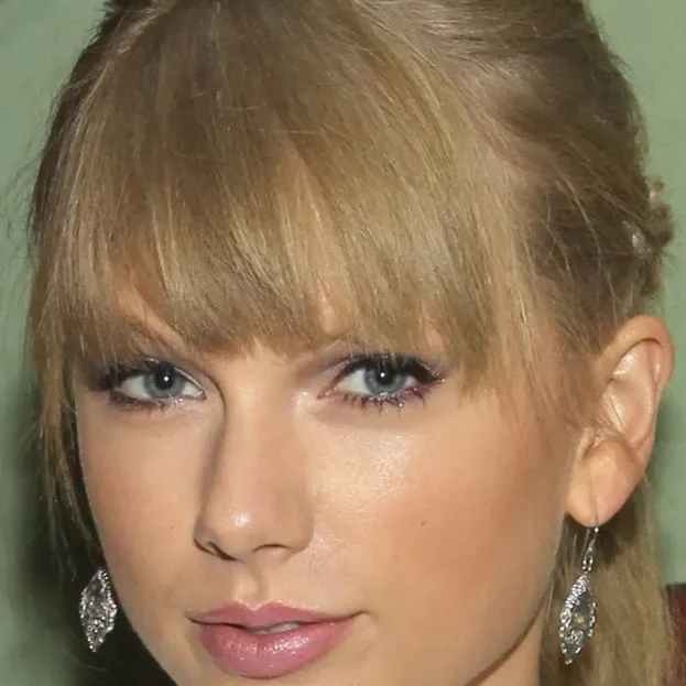 Chat with Taylor - text or voice, Enjoy AI Chat Free & Safe