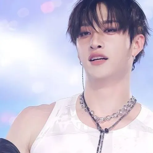 Chat with Bang Chan - text or voice, Enjoy AI Chat Free & Safe