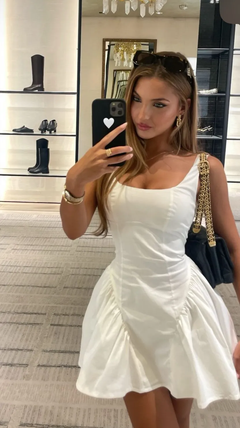 Chat with Lexi - text or voice, Enjoy AI Chat Free & Safe