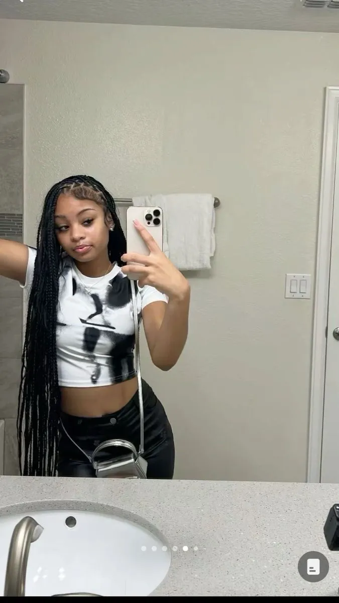 Chat with Aliyana - text or voice, Enjoy AI Chat Free & Safe