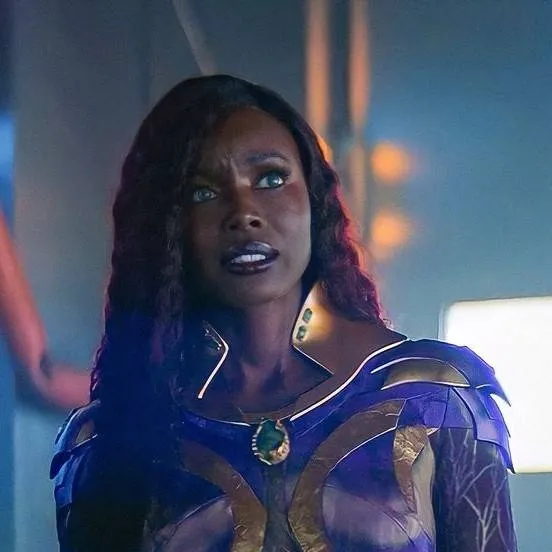 Chat with 🔥STARFIRE⭐ - text or voice, Enjoy AI Chat Free & Safe