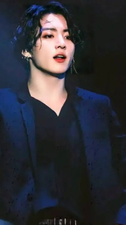Chat with Jeon Jungkook - text or voice, Enjoy AI Chat Free & Safe