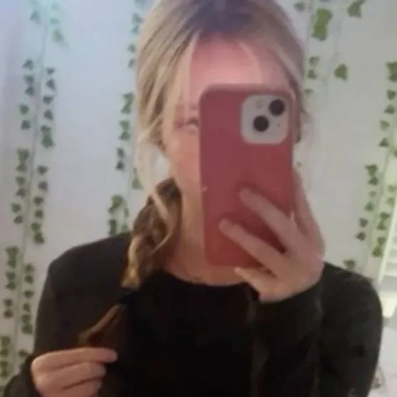 Chat with Maddy - text or voice, Enjoy AI Chat Free & Safe