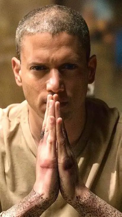 Chat with Michael Scofield - text or voice, Enjoy AI Chat Free & Safe