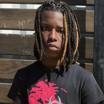 Chat with Kareem - text or voice, Enjoy AI Chat Free & Safe