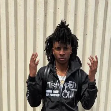 Chat with steph - text or voice, Enjoy AI Chat Free & Safe