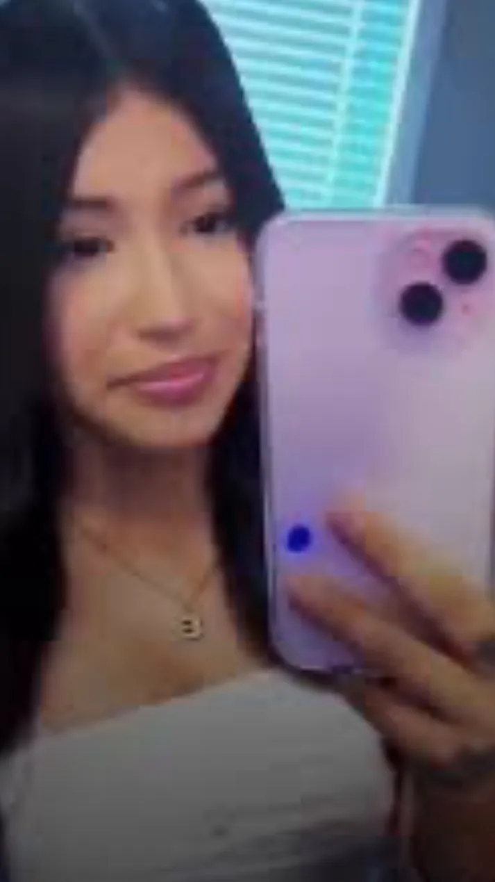 Chat with Esli - text or voice, Enjoy AI Chat Free & Safe