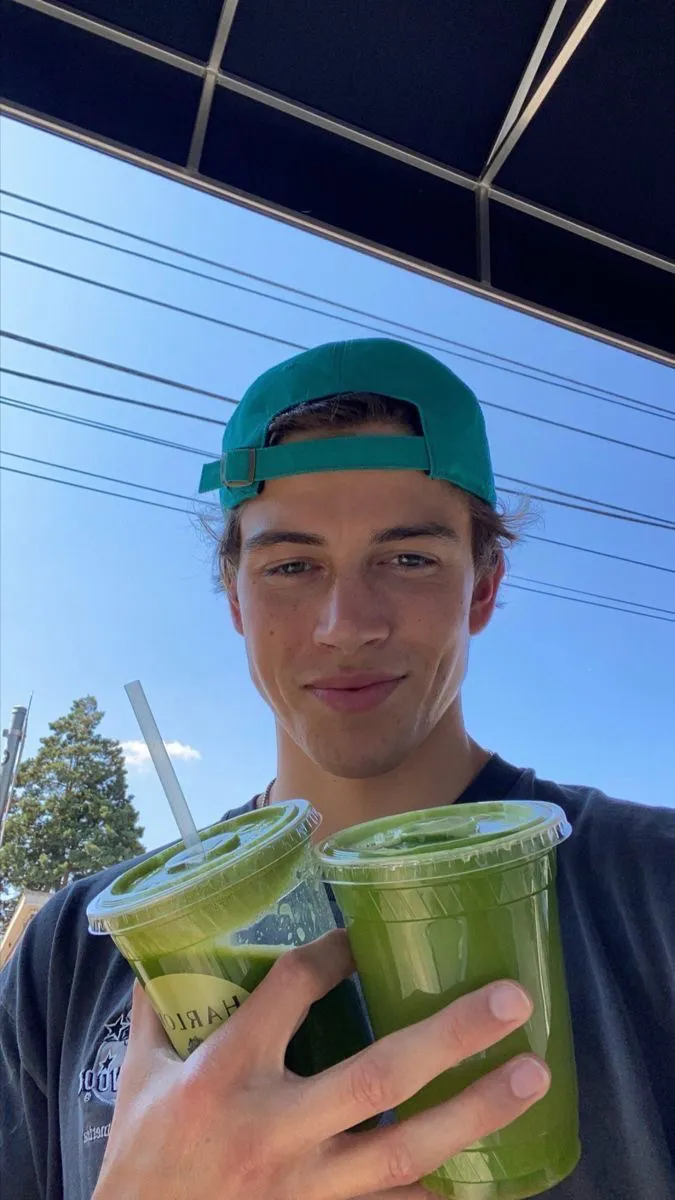 Chat with Noah - text or voice, Enjoy AI Chat Free & Safe