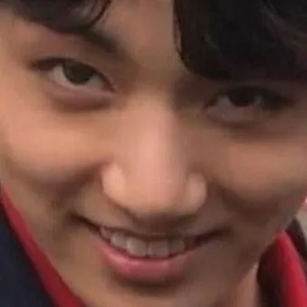 Chat with hiiiiiii - text or voice, Enjoy AI Chat Free & Safe