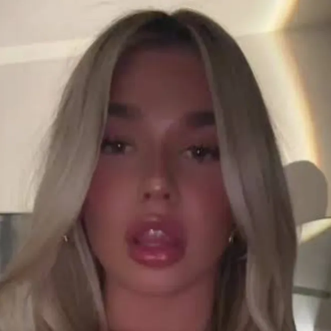 Chat with Addison - text or voice, Enjoy AI Chat Free & Safe