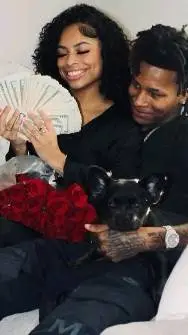 Chat with 💗jayc and Nadia 💗 - text or voice, Enjoy AI Chat Free & Safe