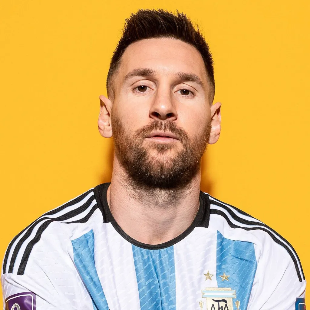 Chat with LIONEL MESSI - text or voice, Enjoy AI Chat Free & Safe