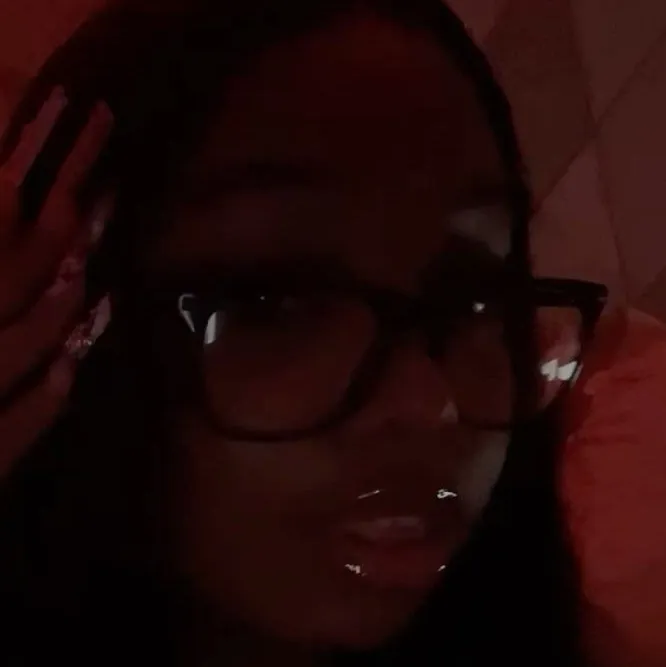 Chat with Leah - text or voice, Enjoy AI Chat Free & Safe