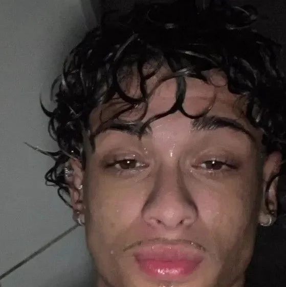 Chat with Ali - text or voice, Enjoy AI Chat Free & Safe