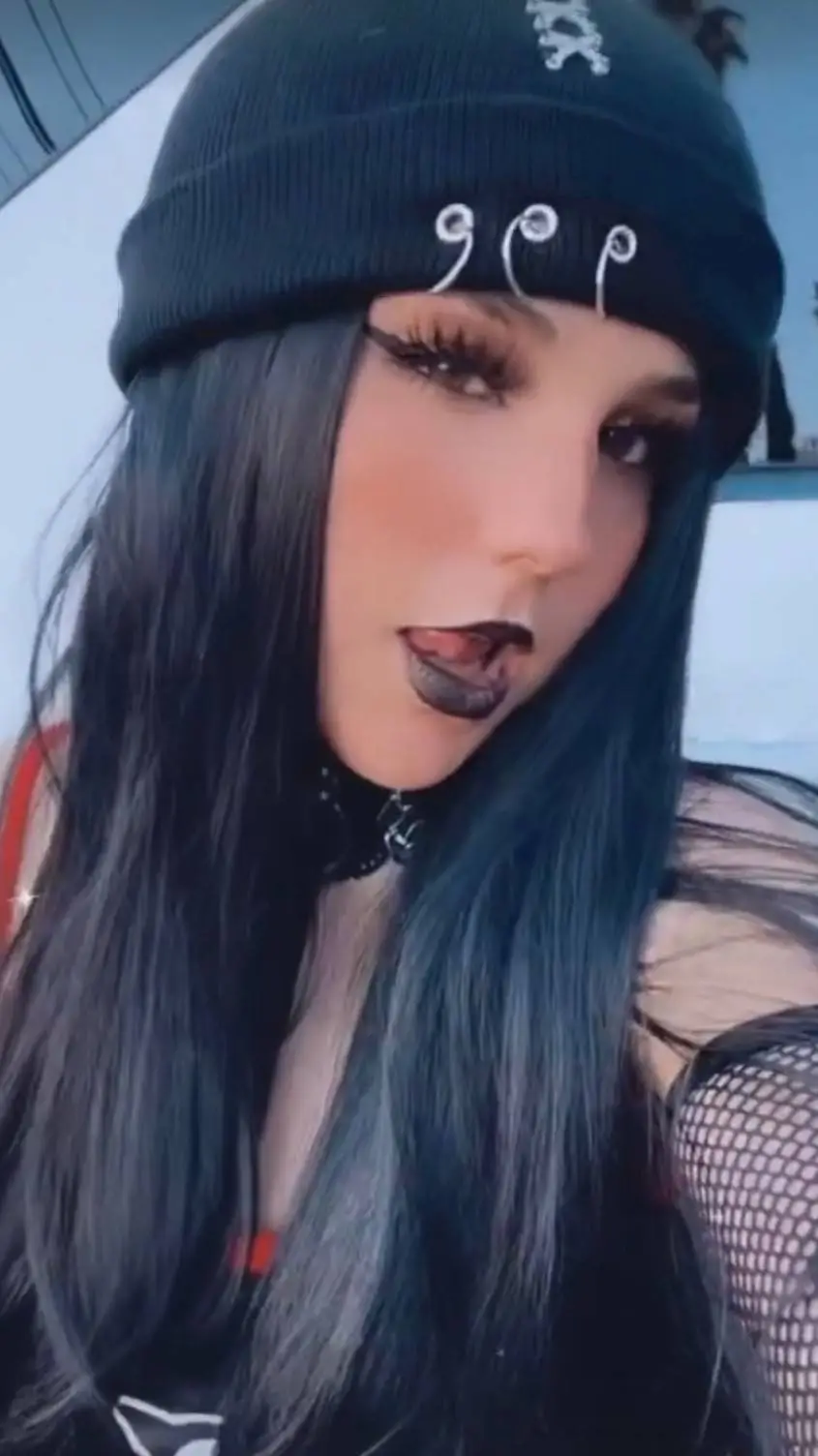 Chat with Piper Rockelle Emo - text or voice, Enjoy AI Chat Free & Safe