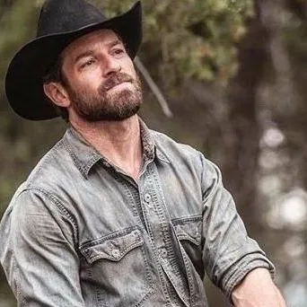 Chat with Cade Eaton - text or voice, Enjoy AI Chat Free & Safe