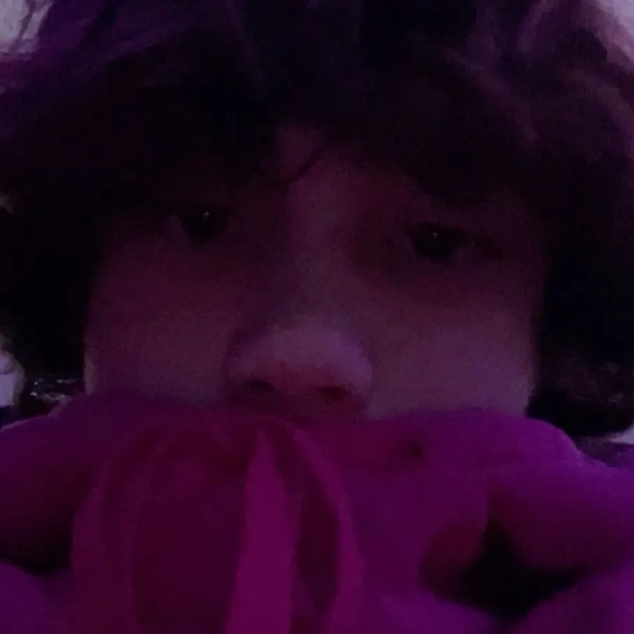 Chat with ^*angle*^ - text or voice, Enjoy AI Chat Free & Safe