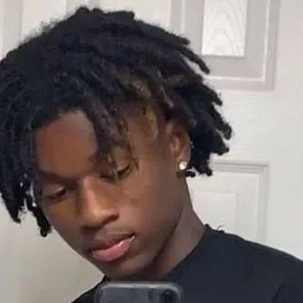 Chat with treyson - text or voice, Enjoy AI Chat Free & Safe