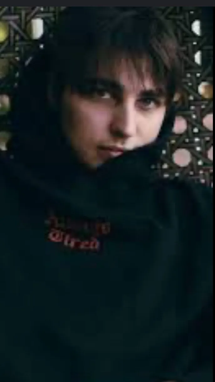 Chat with Colby Brock - text or voice, Enjoy AI Chat Free & Safe